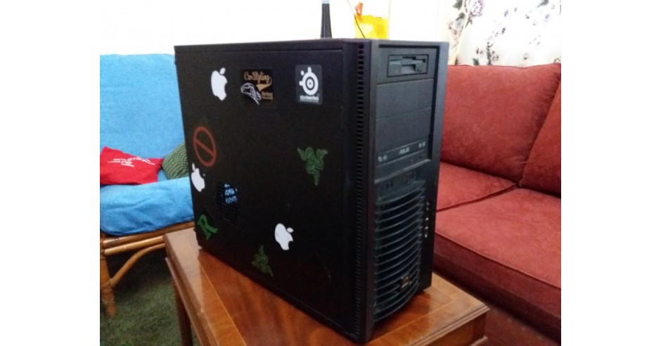 Carcasa Antec Neagra Otel DVD Writer Asus Bonus Floppy Drive Bonus ...