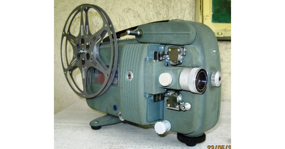 Aparat Proiector filme pe 8mm Sekonic | arhiva Okazii.ro