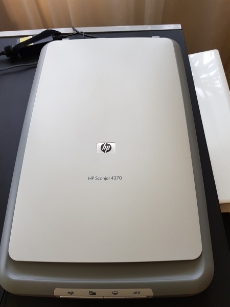 Vand scanner flatbed HP scanjet 4370 | arhiva Okazii.ro