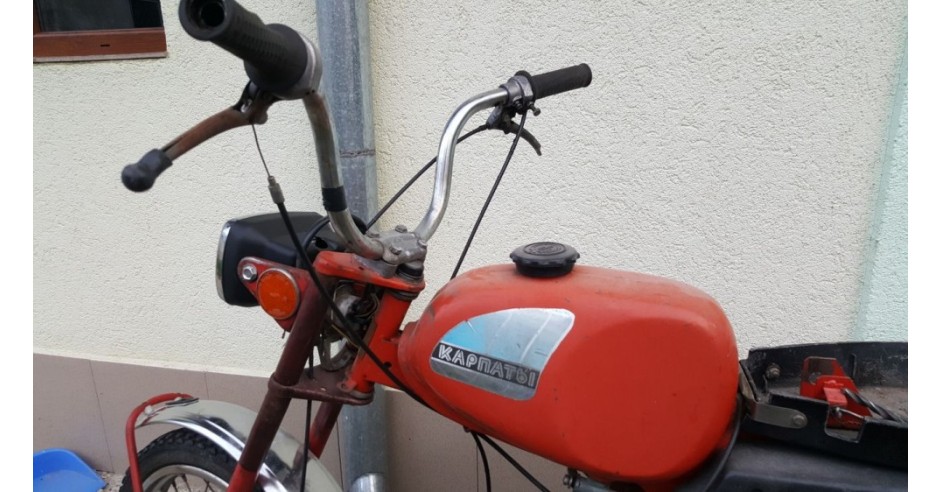 Motoreta Carpati varianta ruseasca 50 cmc | arhiva Okazii.ro