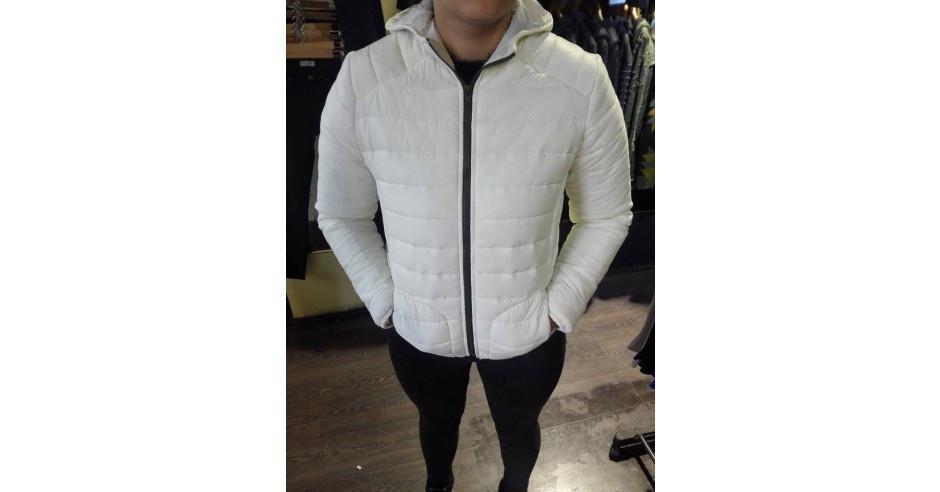 Geaca dama alba de iarna scurta de fas slimfit cu gluga casual | arhiva ...