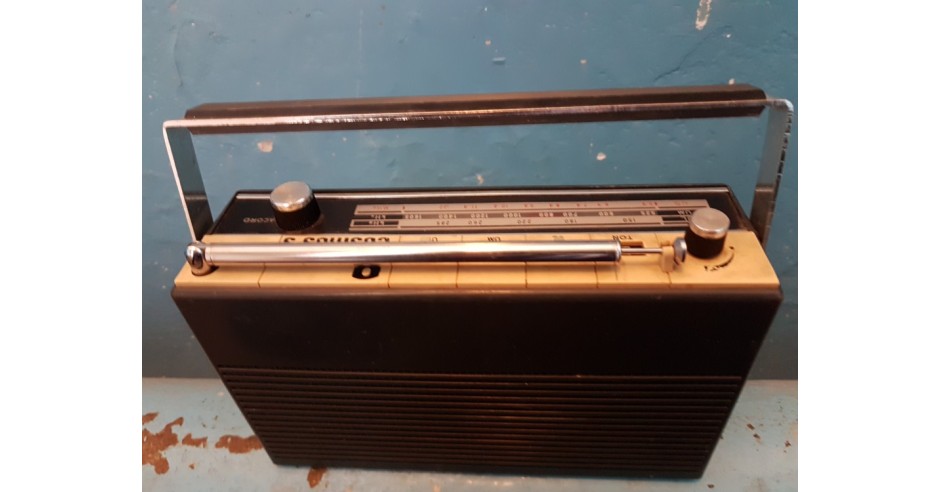 Radio vechi COSMOS 3 TEHNOTON | arhiva Okazii.ro