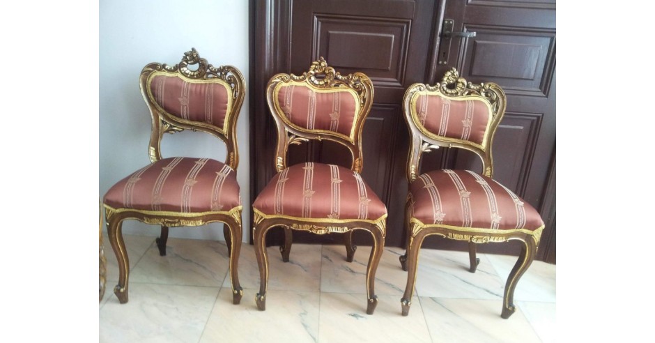 Mobila veche rococo 6 scaune, masa, vitrina, 2 fotolii, canapea, 2 ...