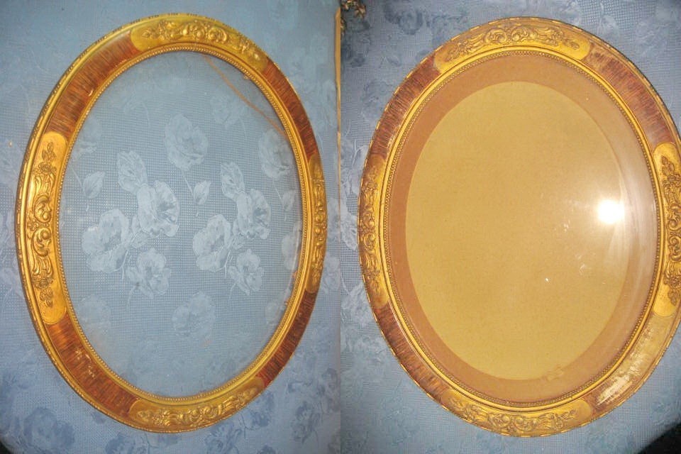 2 Rame ovale pereche vechi lemn anii 1900. | arhiva Okazii.ro