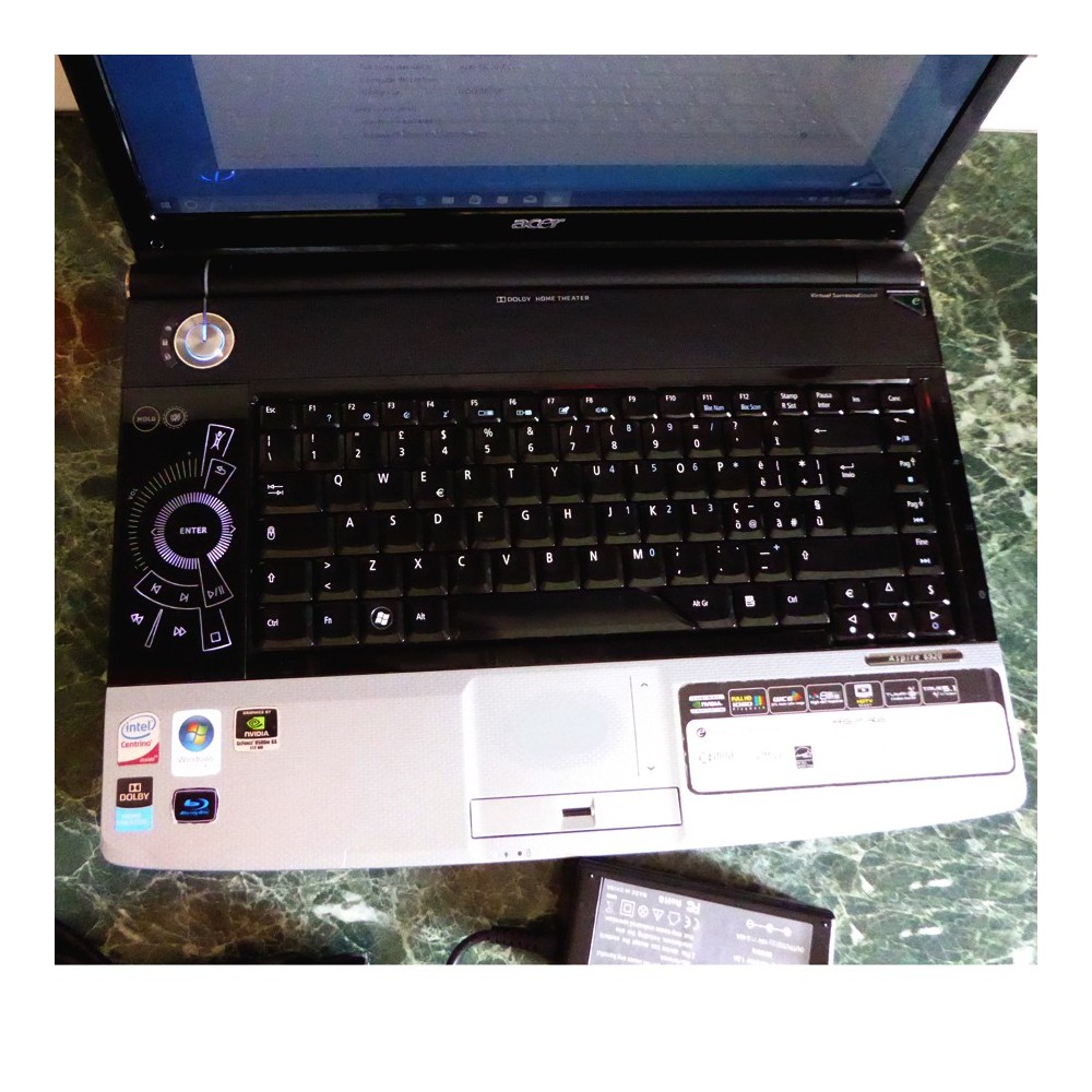 Laptop Acer Aspire 6920G, procesor Intel? Core 2 Duo 2,5GHz, SSD 64Gb ...