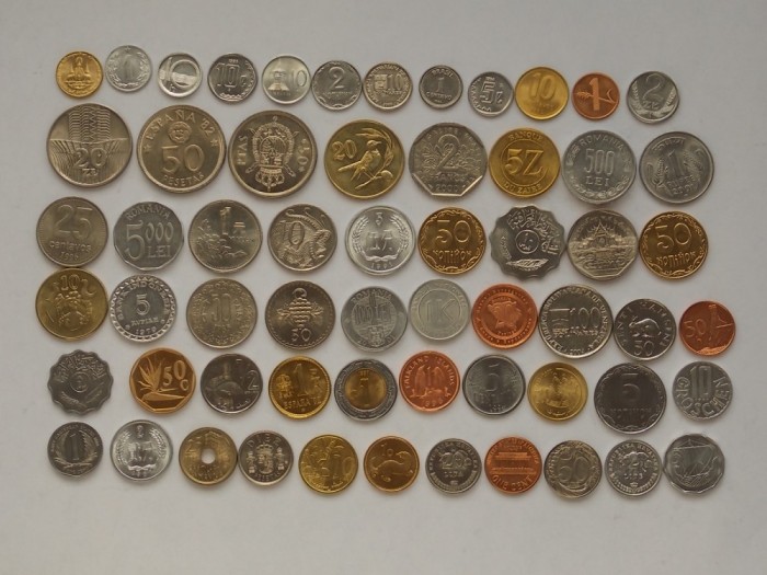 LOT 60 MONEDE NECIRCULATE DE PE TOATE CONTINENTELE, America Centrala si ...
