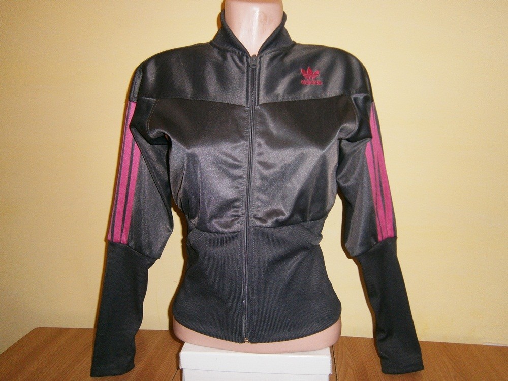 Trening de dama Adidas, mar S, gri cu roz,aproape nou! | arhiva Okazii.ro