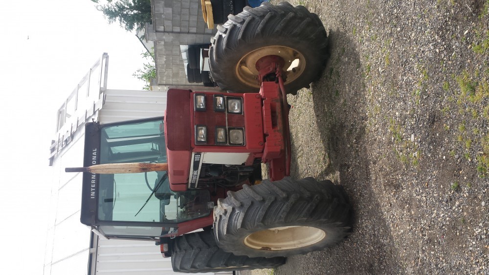Tractor CASE International 1055 4x4 105 cai | arhiva Okazii.ro