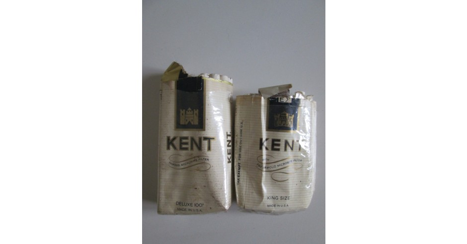 2 Pachete colectie tigari KENT cu castel din anii 80,nu sunt pentru ...