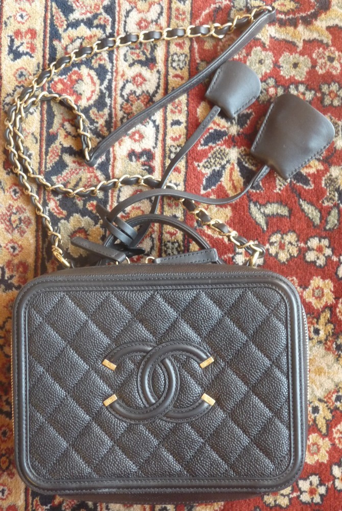 Geanta dama din piele naturala neagra , Coco Chanel , autentica ...