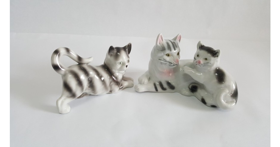 SET BIBELOURI PISICI PORTELAN VECHI | arhiva Okazii.ro