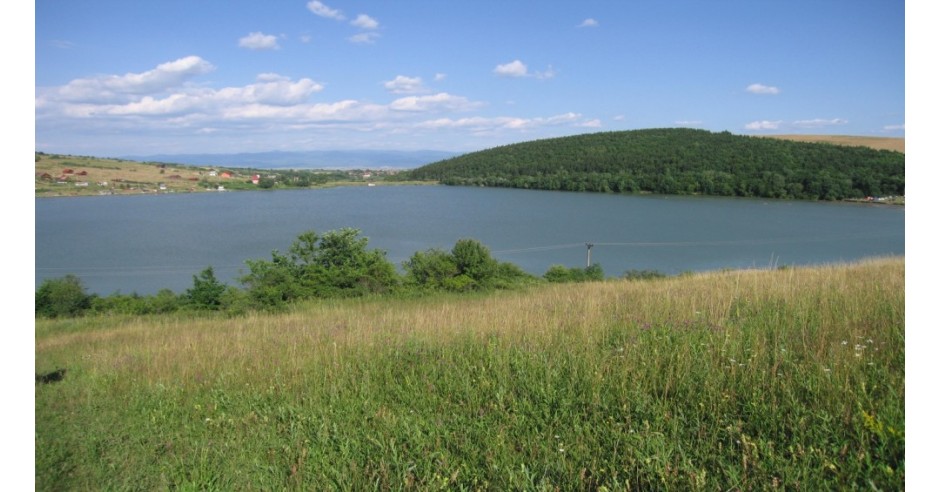 Proprietar vand Teren la Lac Padureni - 15 EUR/ MP | arhiva Okazii.ro
