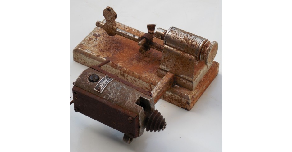 DEOSEBIT! STRUNG MIC SI VECHI DE BIJUTIER / CEASORNICAR, FIER GRAVAT SI ...