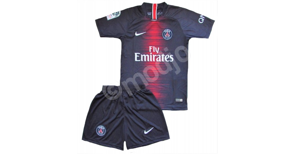 Compleu Echipament Fotbal PSG MBAPPE' MODEL NOU 2018-2019 pt copii ...