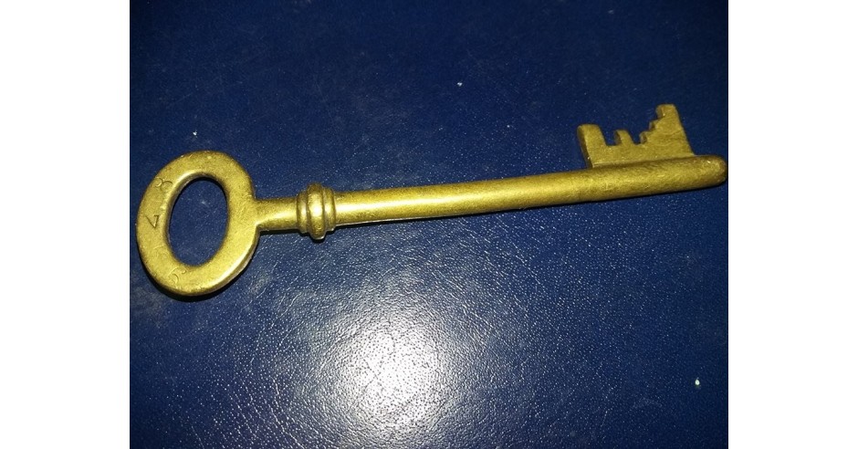 Cheie veche/antica alama Seif,mobila veche/antica,T.GRATUIT | arhiva ...