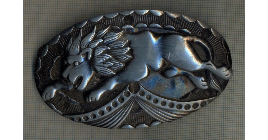 Y190 - PAFTA INTERESANTA - UN LEU IN ARENA-SIMBOL ZODIA LEULUI ...