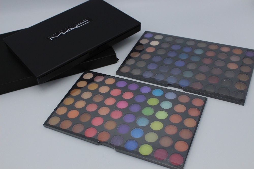 Trusa machiaj MAC farduri de ochi | arhiva Okazii.ro