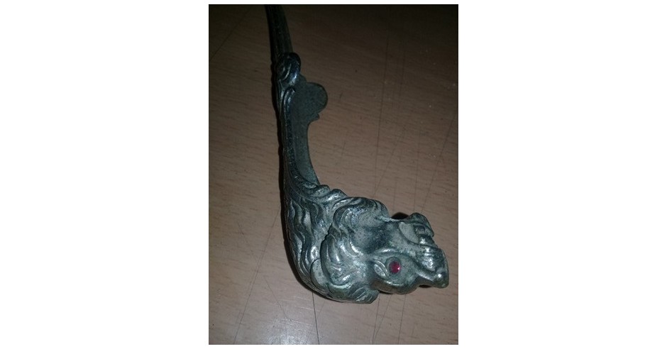 PIESA MANER Sabie TOLEDO,cap de leu cu ochi de rubine,Arma Ferdinand,Tp ...