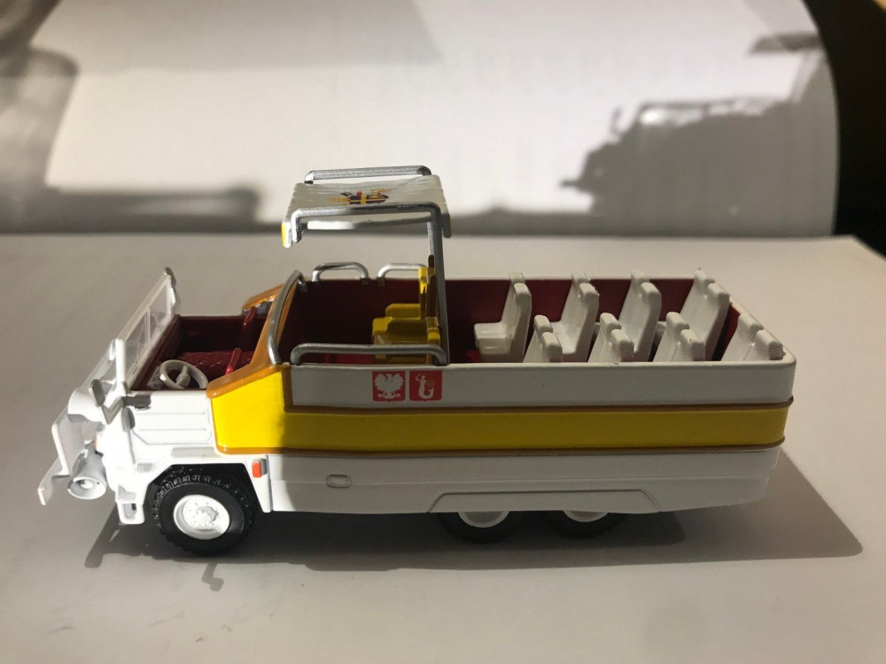 Macheta FSC STAR 660 PAPAMOBIL - Polonia scara 1:72 | arhiva Okazii.ro