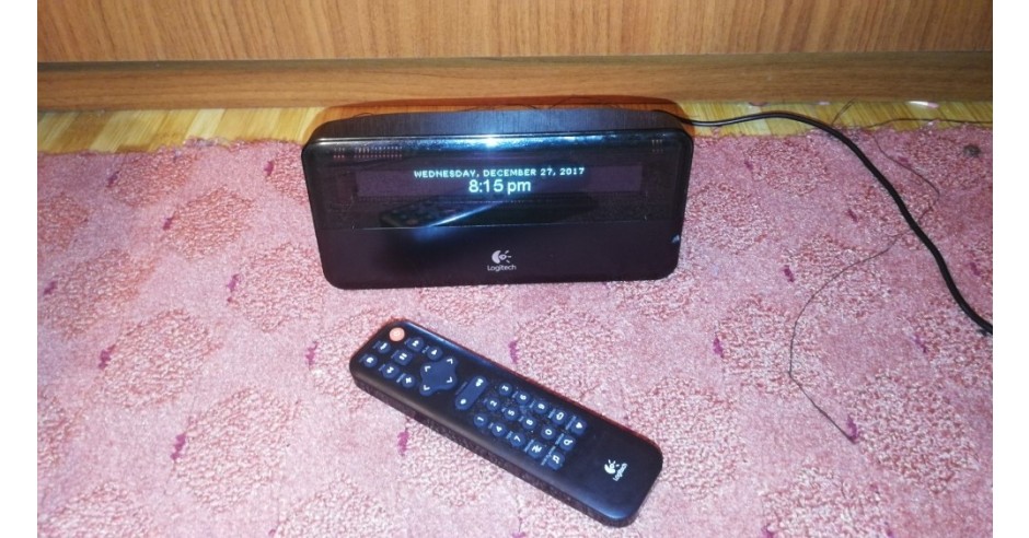 Logitech Squeezebox Classic Wi-Fi Internet Radio cu telecomanda ...