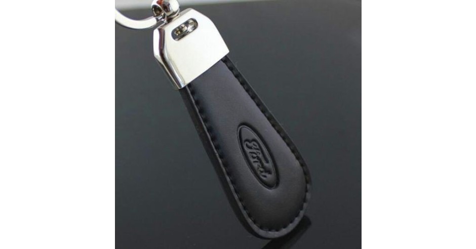 Breloc model auto pentru Ford piele si metal | Okazii.ro