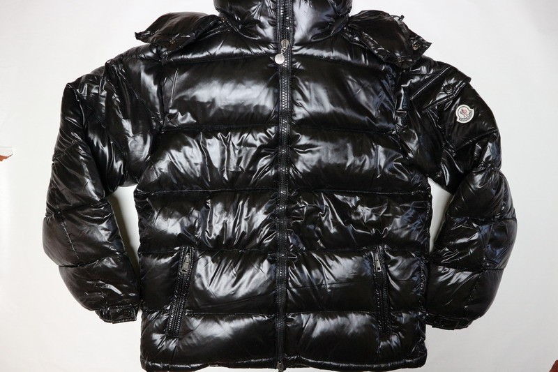 Geaca moncler nr.5 | arhiva Okazii.ro