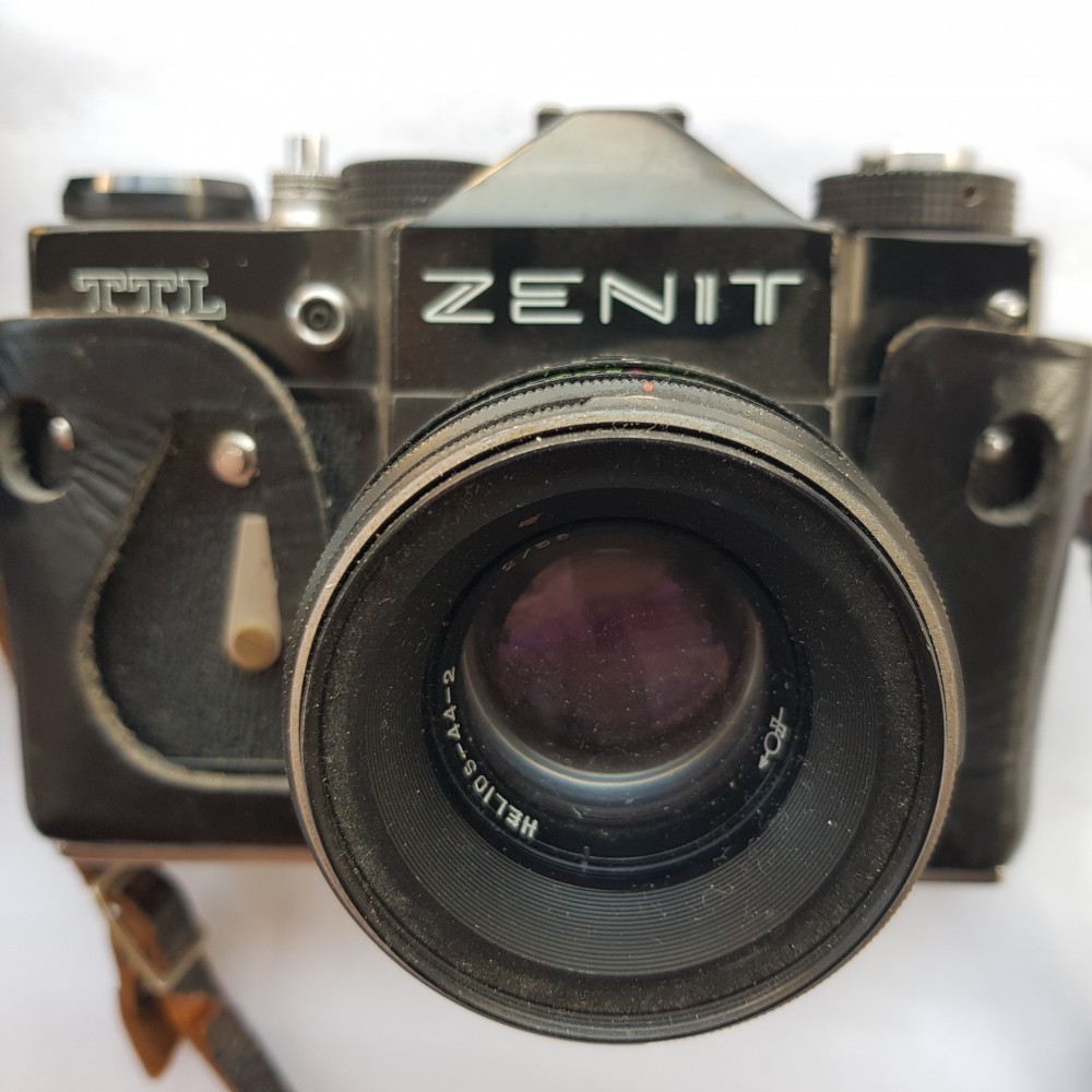 APARAT DE FOTOGRAFIAT - ZENIT-TTL - RUSIA -anii - 70 -80 | arhiva Okazii.ro