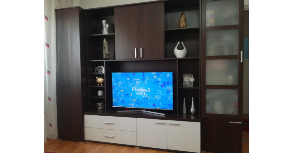 Mobila living,wenge cu alb | arhiva Okazii.ro