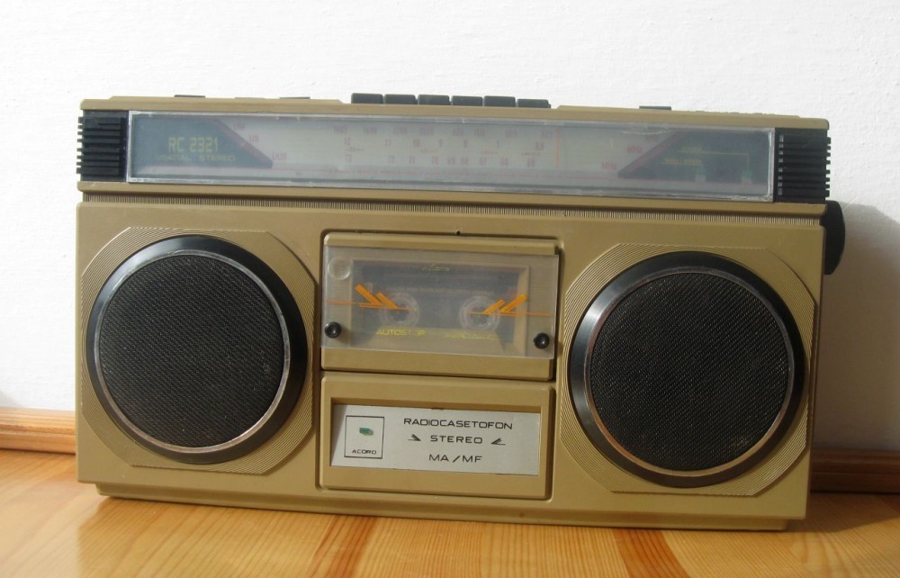 Radiocasetofon Stero Spatial RC 2321 Tehnoton | arhiva Okazii.ro