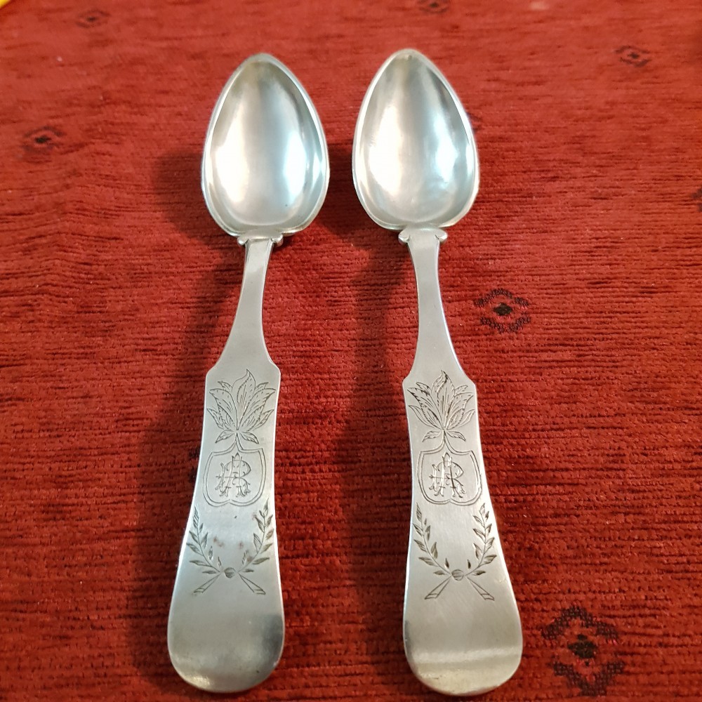 ARGINT-2 LINGURI DIN ARGINT VECHI DATAT 1851-MARCAJE DE EPOCA-126 GRAME ...