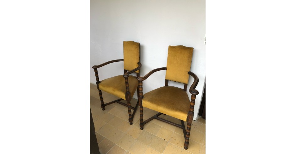 Scaun,pereche de scaune vechi,franceze,din lemn masiv,tapitat | arhiva ...