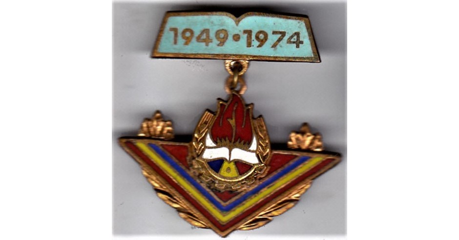 Insigna pionieri 1949-1974 mai RARA | arhiva Okazii.ro