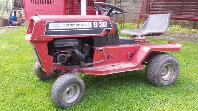 Tractor iarba / tractoras tuns gazon / gradina / motocoasa | arhiva ...