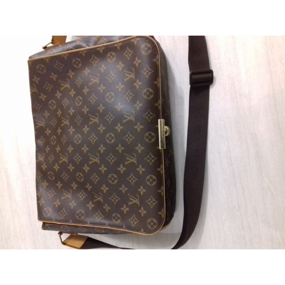 Geanta Louis Vuitton Barbati Olx Hyderabad | semashow.com