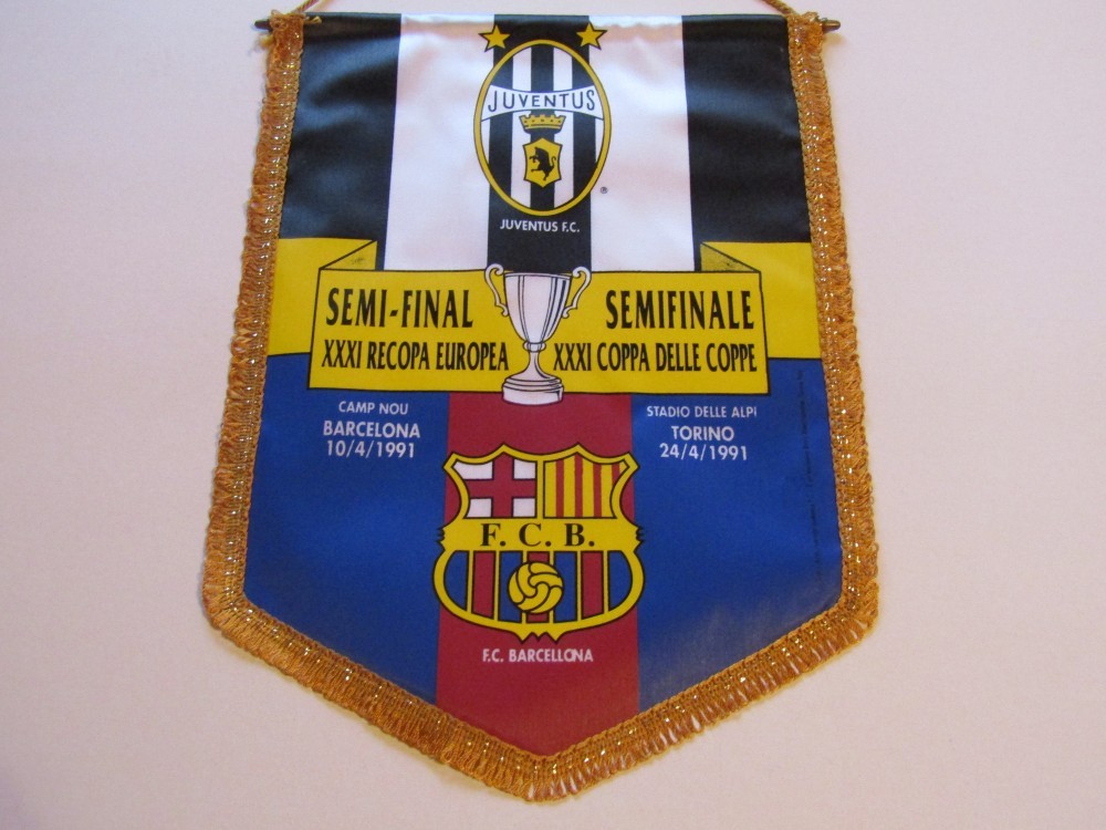 Fanion fotbal JUVENTUS TORINO - FC BARCELONA (Cupa Cupelor 1991 ...