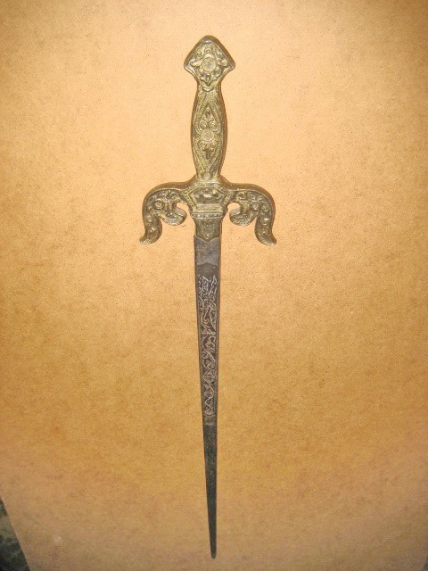 Sabie vintage maner lalea bronz gravura damaschinaj-lama otel. | arhiva ...