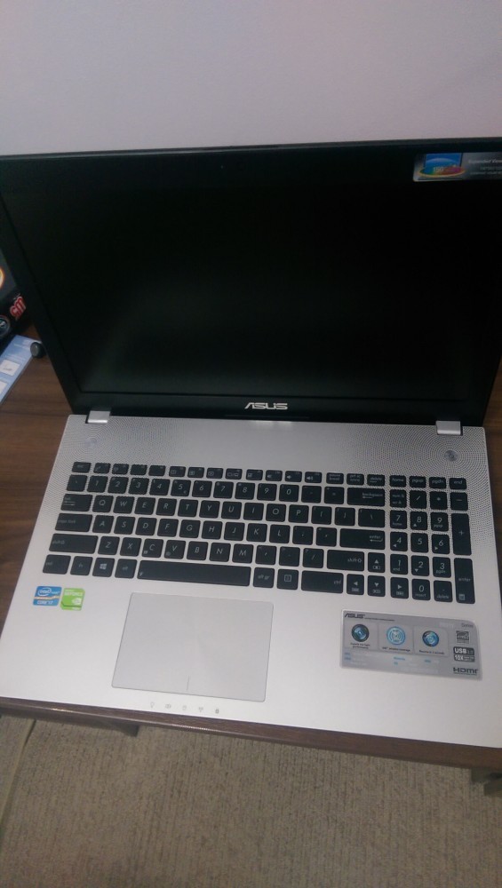 Laptop Asus R501V | arhiva Okazii.ro