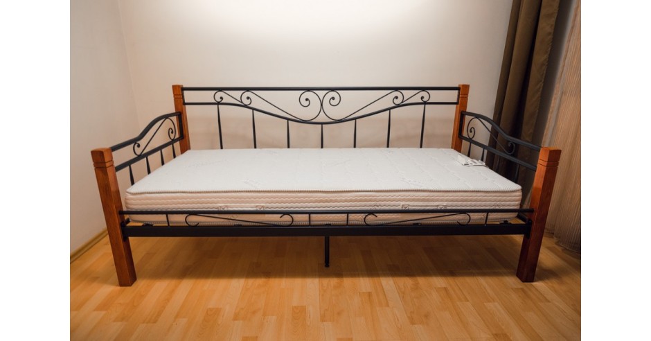 Pat/divan Kenia din metal cu lemn 200x90cm | arhiva Okazii.ro