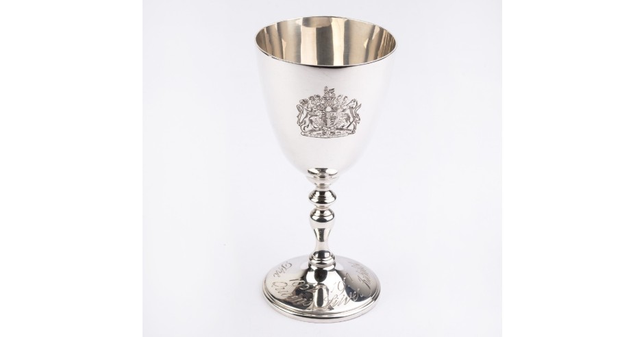 Pocal, pahar din argint masiv 925 sterling, Londra cu blazon | arhiva ...