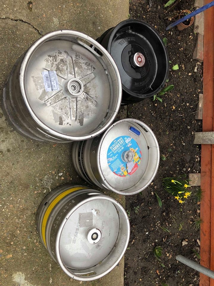 Butoi inox bere | arhiva Okazii.ro