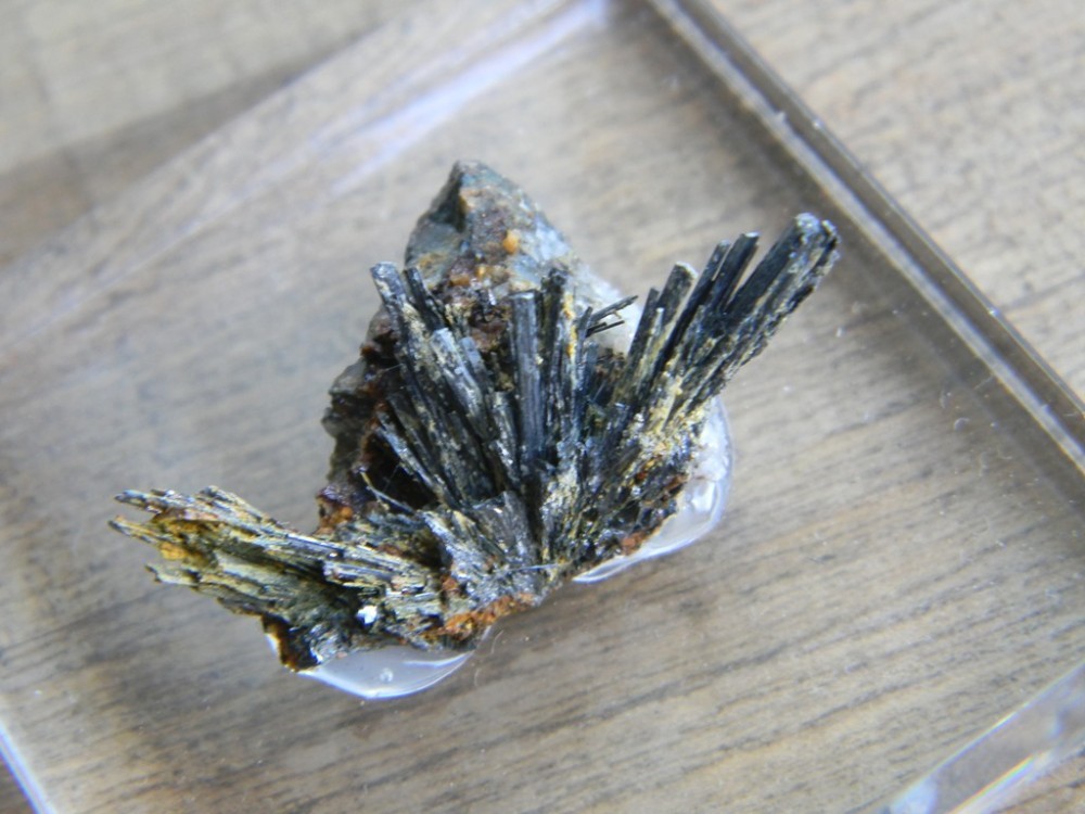 Specimen minerale - STIBINA (T2) | arhiva Okazii.ro