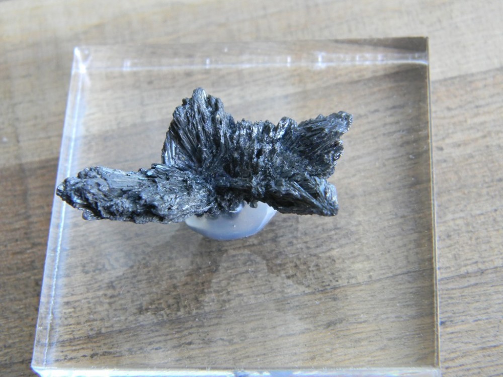 Specimen minerale - STIBINA (T2) | arhiva Okazii.ro