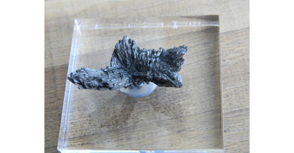Specimen minerale - STIBINA (T2) | arhiva Okazii.ro