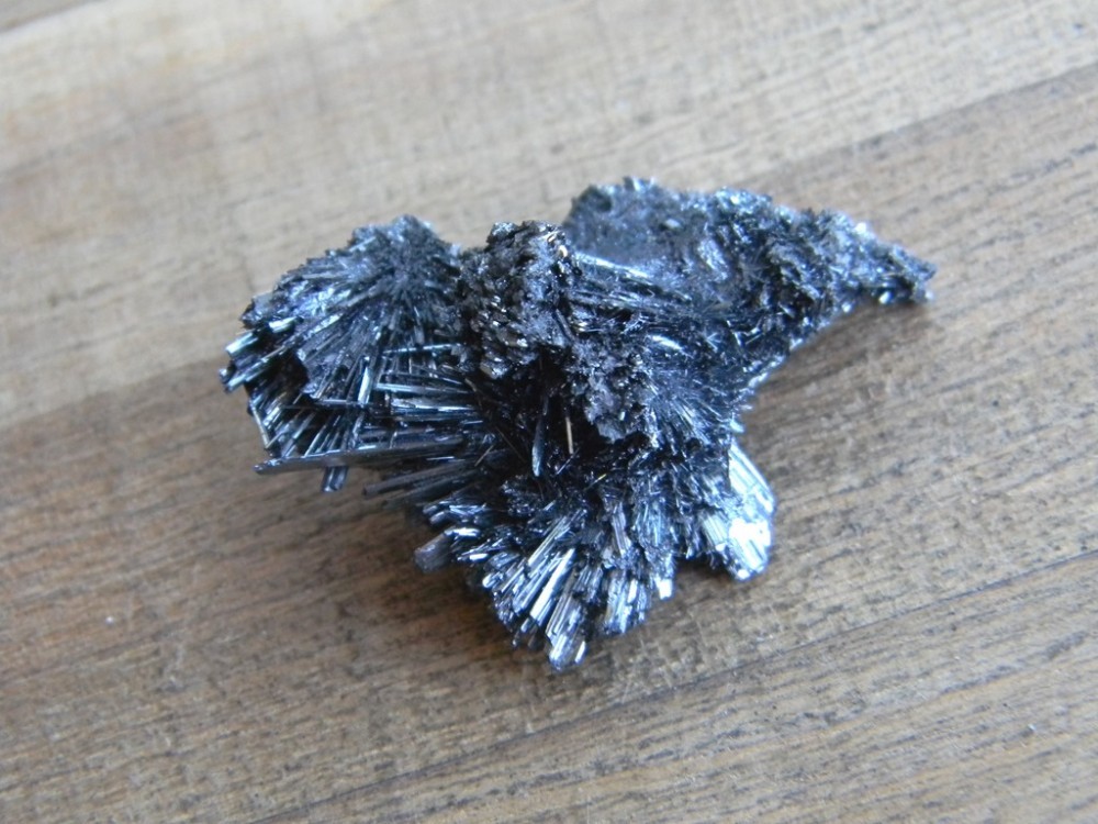 Specimen minerale - STIBINA (T3) | arhiva Okazii.ro