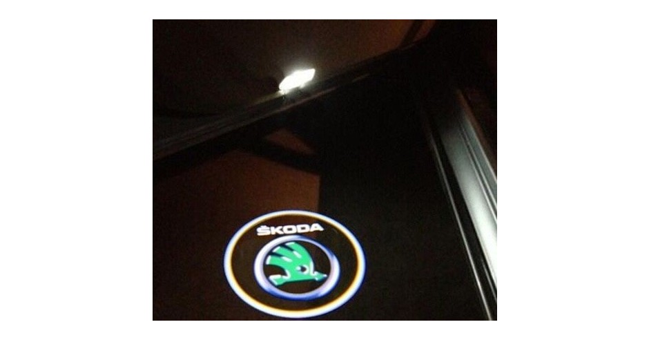 Proiector usa holograma set lampi logo sigla emblema noua Skoda ...
