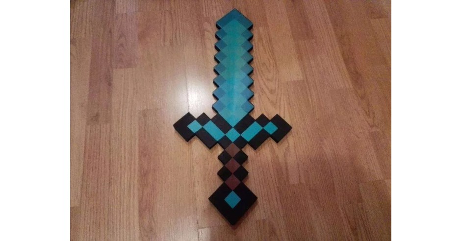 Sabie Minecraft Diamond Sword 60cm - de calitate | arhiva Okazii.ro