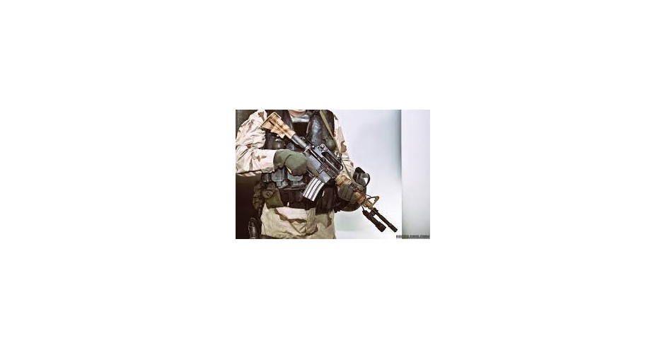 Carabina Airsoft Colt 723 Delta Force Black Hawk Down Somalia '93 Well ...