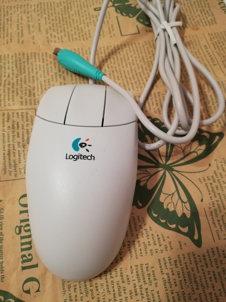 Mouse retro cu bila PS2 Logitech M-CAA43 | arhiva Okazii.ro