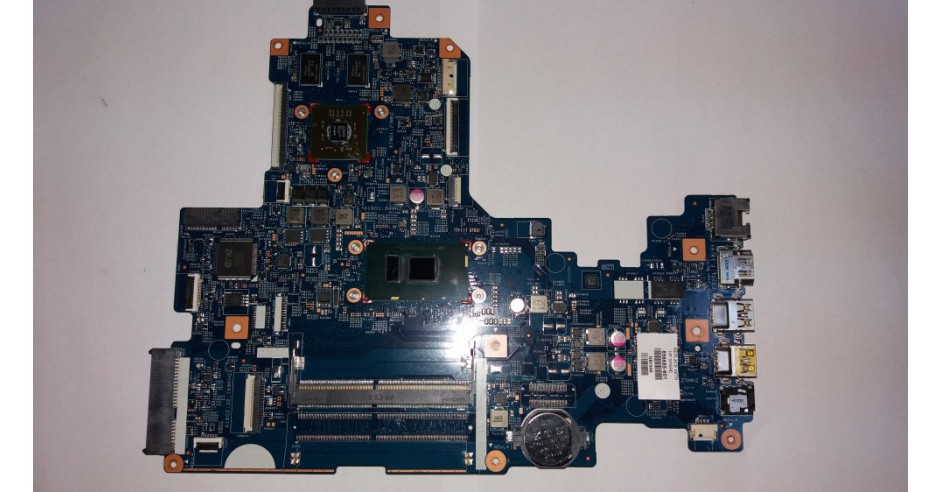 Placa de baza laptop HP tpn-w121 hp17-x001ng 856685-601 OPP 17 DINER I5 ...