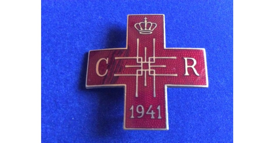 Insigna regalista -Insigna Romania- Crucea Ro?ie Societatea Regina Elena-1941(2) | arhiva Okazii.ro